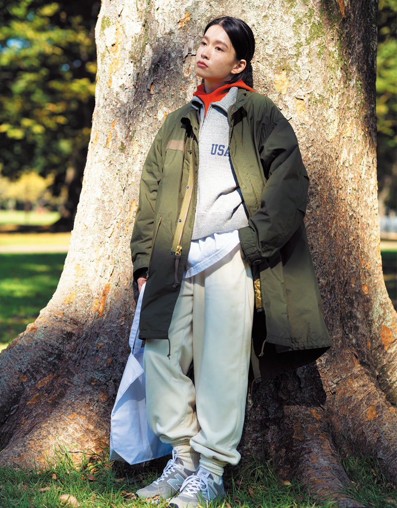 【BASIC RULES】スウェットパンツはリブソックス＋スニーカーでこなれる。 | Begin Market（ビギンマーケット）